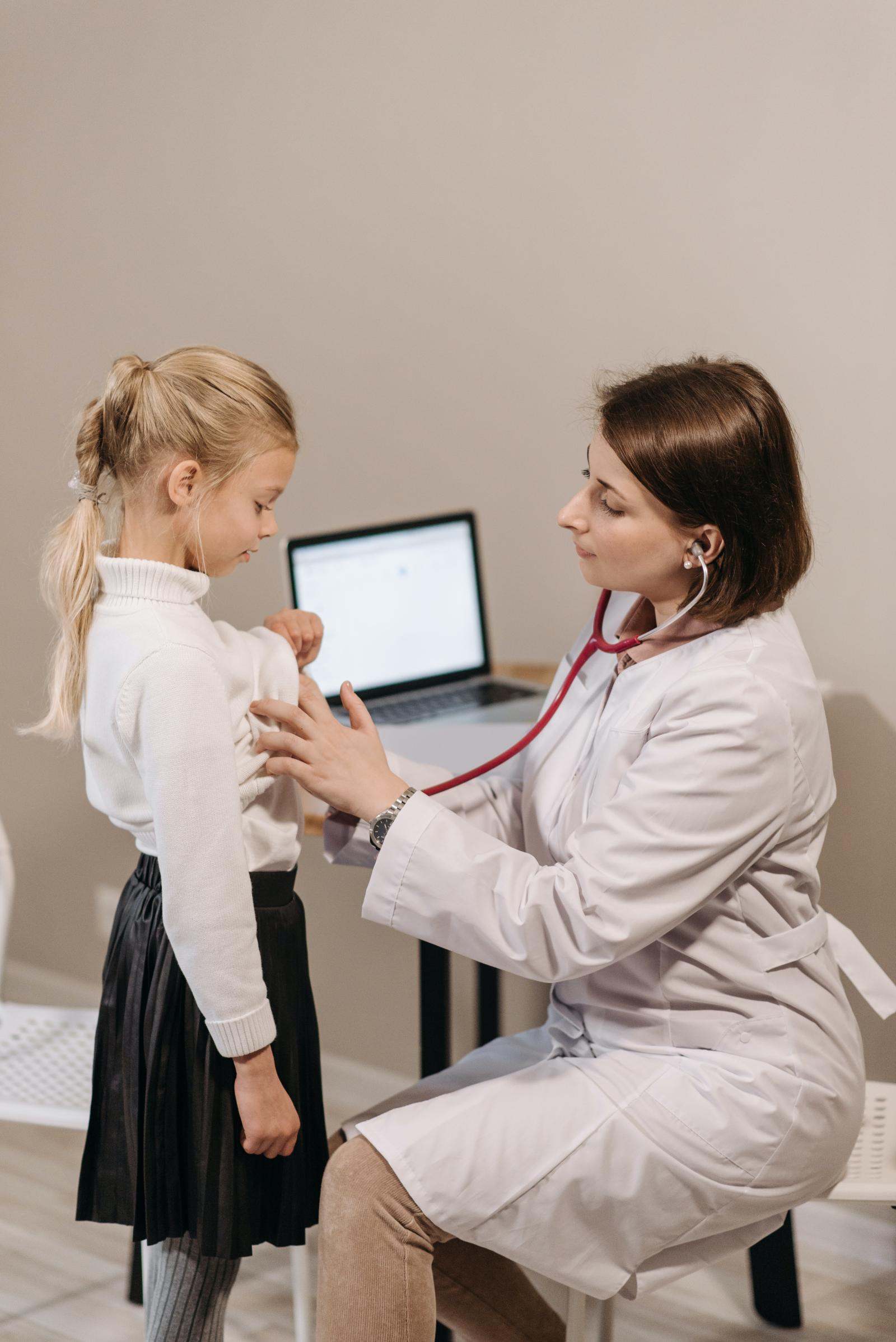 Pubertate precoce, adesea cauza este obezitatea | ParintiSiPitici.ro