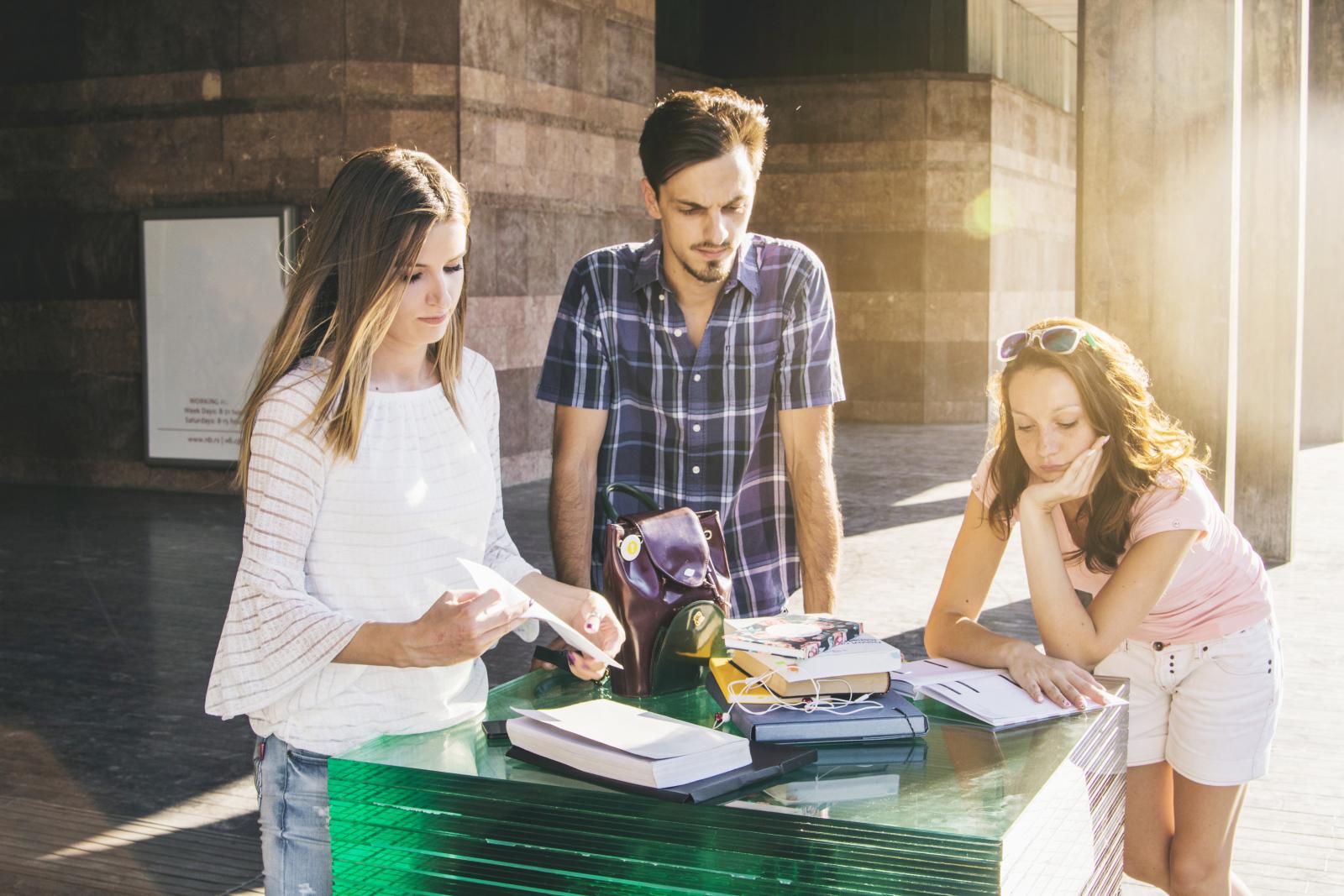 Răzvan Dumitru, CEO MBAKids: Nu există nenorocire mai mare pentru un ...