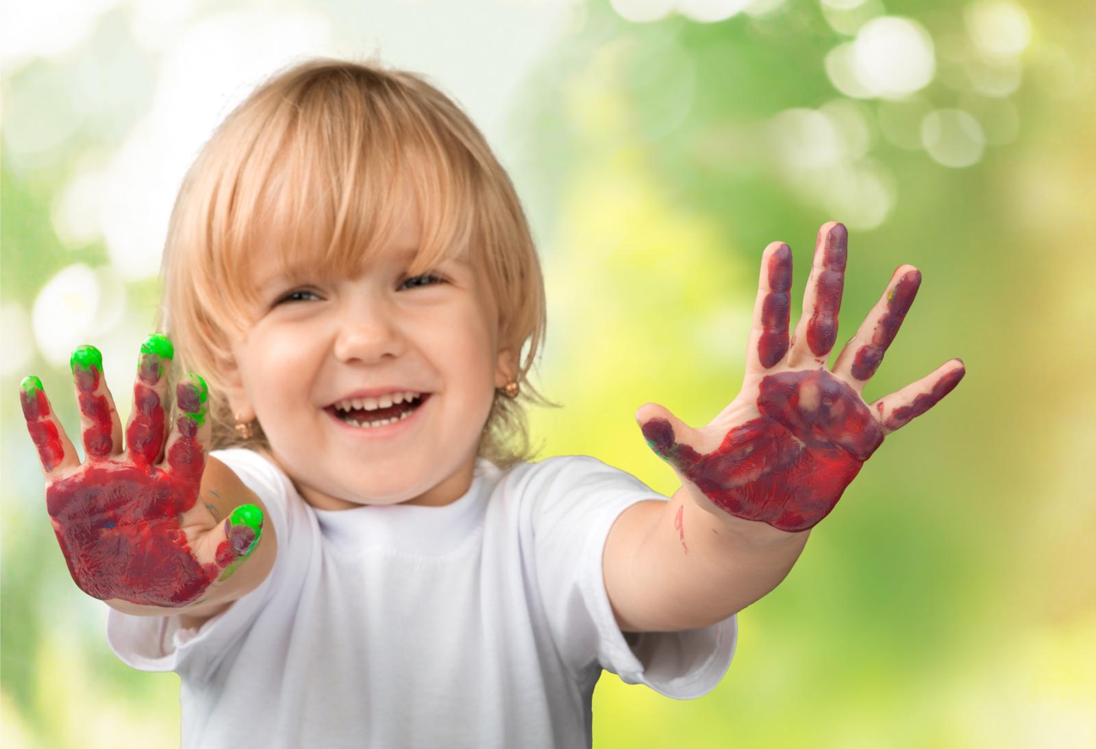 Copil cu sinestezie. Un „dar neurologic” care îi dă „superputeri ...