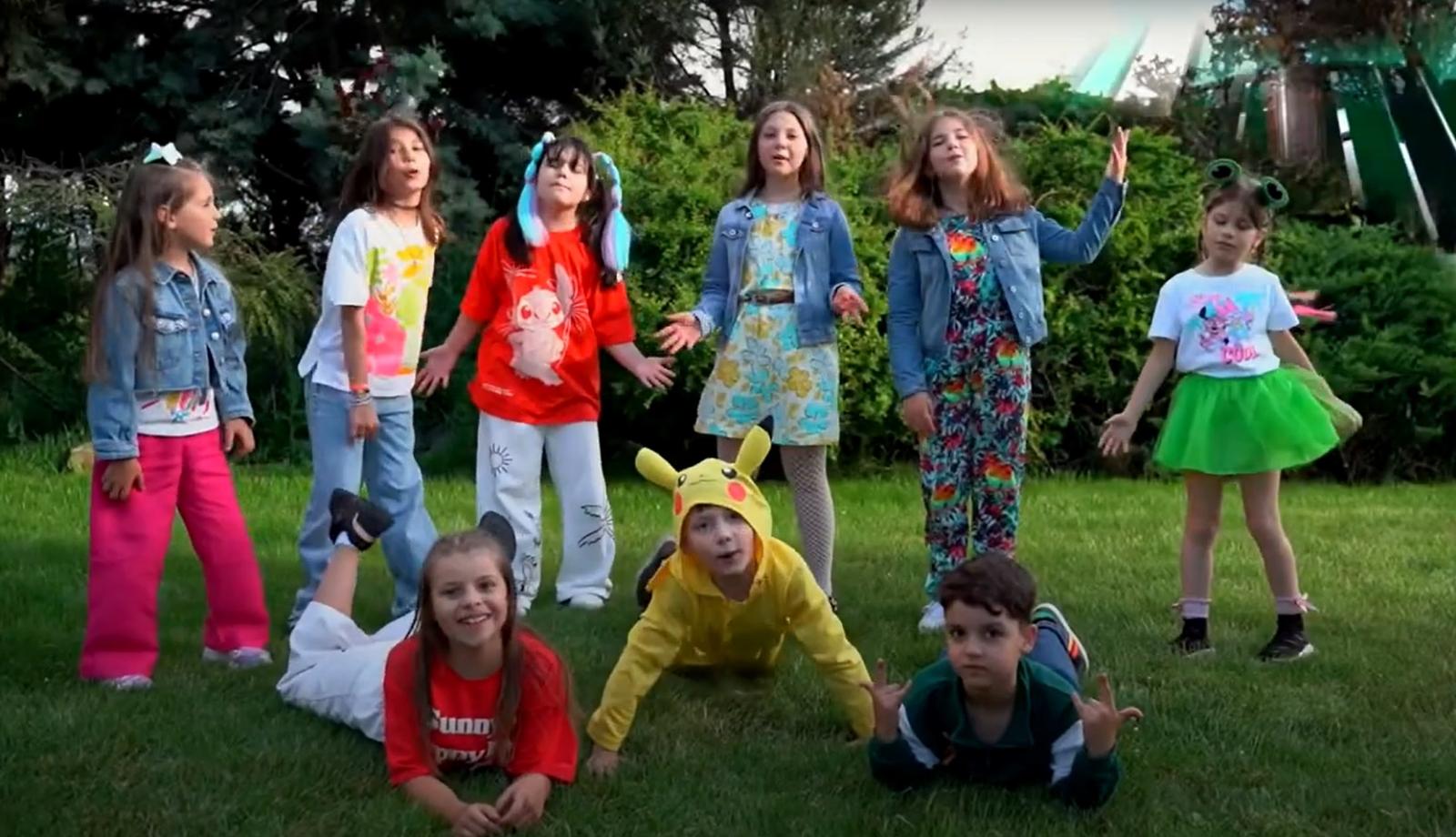 „Copilărie, nu pleca!” Melodia lansată pe 1 Iunie care o să-ți „rupă” inima în cel mai frumos ...