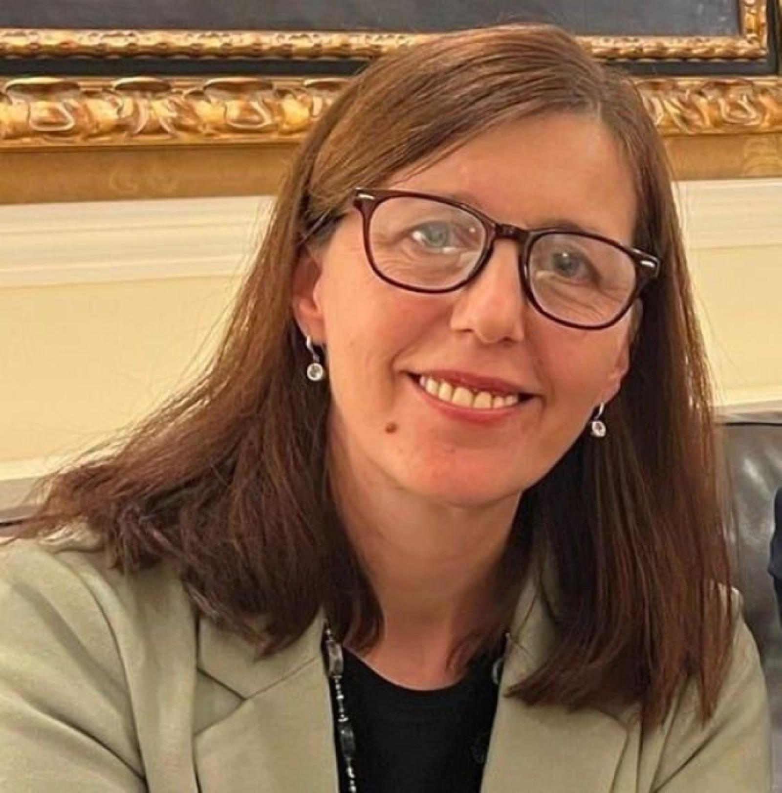 Violeta Popescu, fondatoarea Centrului Cultural Italo-Român din Milano ...